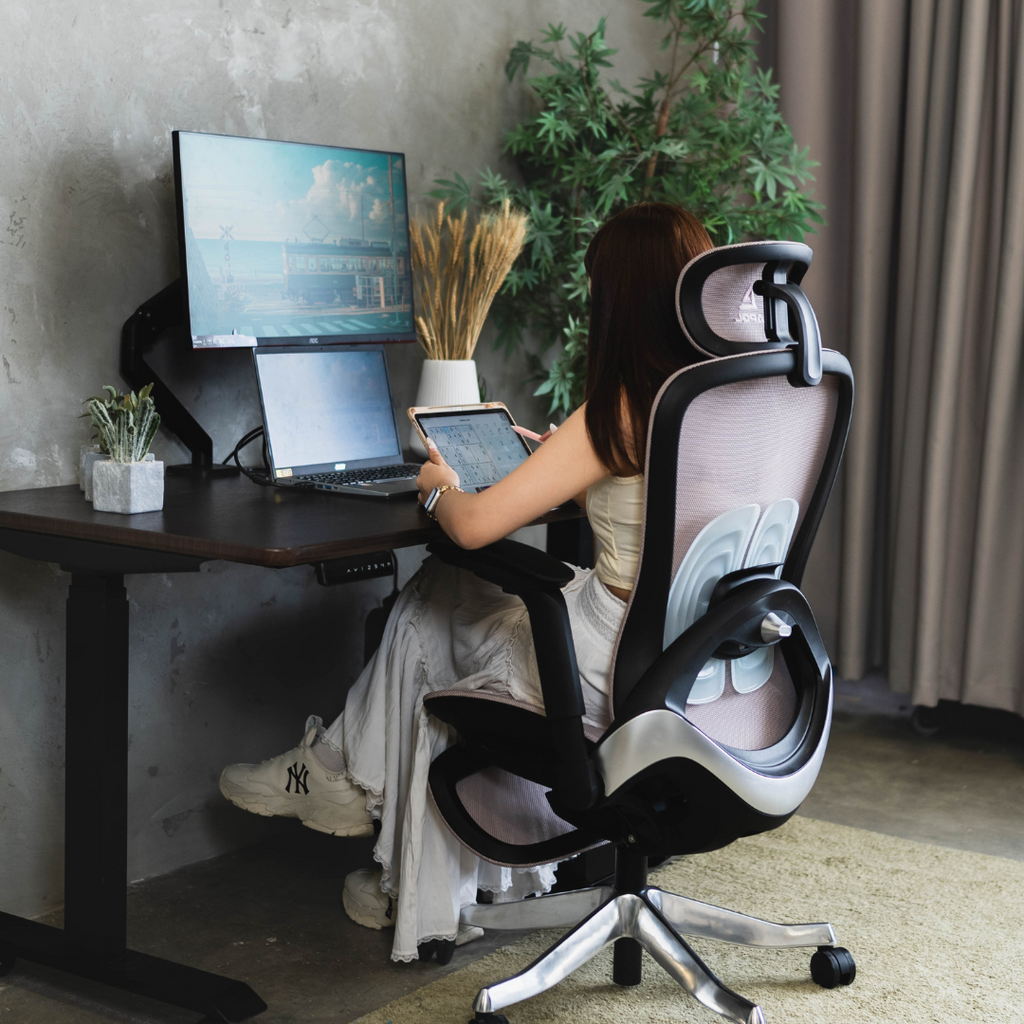 APOL Hybrid Chairs: Seamless Comfort for Work and Gaming in 2025